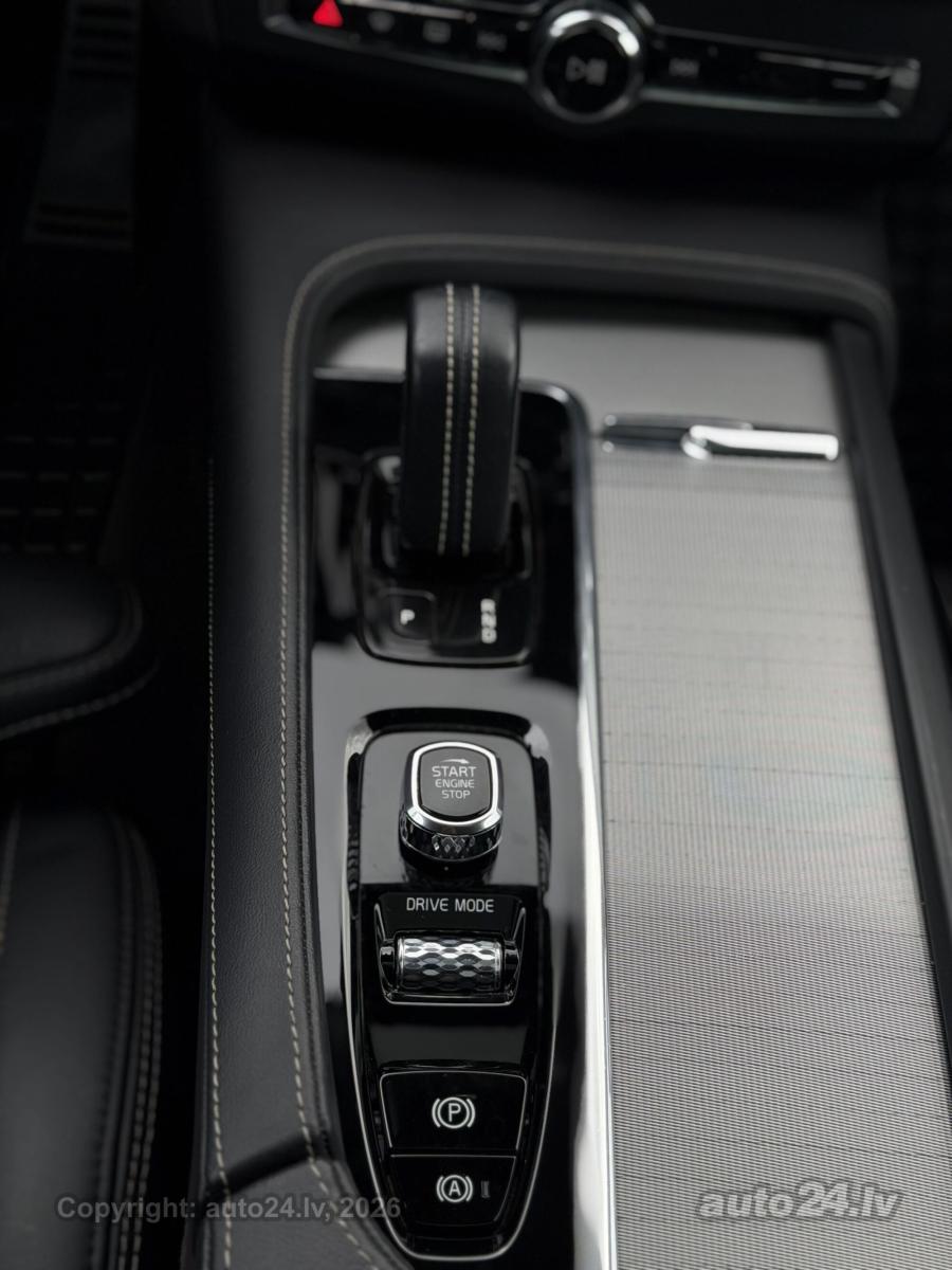 Pelēks Volvo S90 2021 Tartu, ar dzinēja tilpumu 2.00 L un nobraukumu 99 tūkst. km par 34999 €, foto 15 vietnē AUTOMOTO.COM.LV