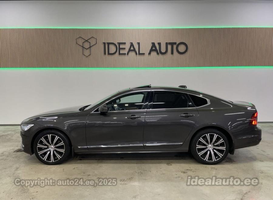 Grey Volvo S90 2022 in Tallinn, with an engine capacity of 1.97 L and mileage of 55 thousand km for 45900 €, photo 3 on AUTOMOTO.COM.LV