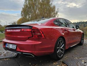 Red Volvo S90 2017 in Vilnius, with an engine capacity of 1.97 L and mileage of 78 thousand km for 18800 €, photo 4 on AUTOMOTO.COM.LV