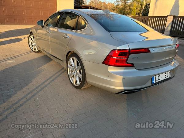 Volvo S90 2016 Rīga, ar dzinēja tilpumu 2.00 L un nobraukumu 132 tūkst. km par 18500 €, foto 5 vietnē AUTOMOTO.COM.LV