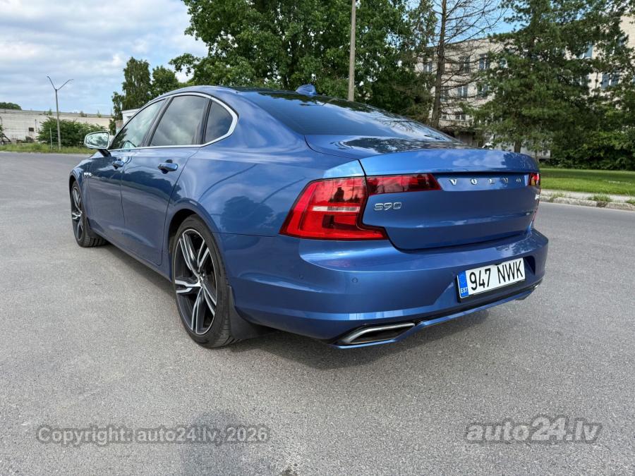 Volvo S90 2018 in Tallinn, with an engine capacity of 2.00 L and mileage of 156 thousand km for 26500 €, photo 5 on AUTOMOTO.COM.LV