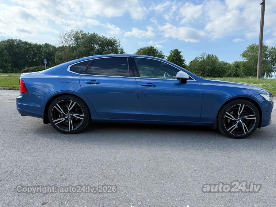 Volvo S90 2018 in Tallinn, with an engine capacity of 2.00 L and mileage of 156 thousand km for 26500 €, photo 7 on AUTOMOTO.COM.LV