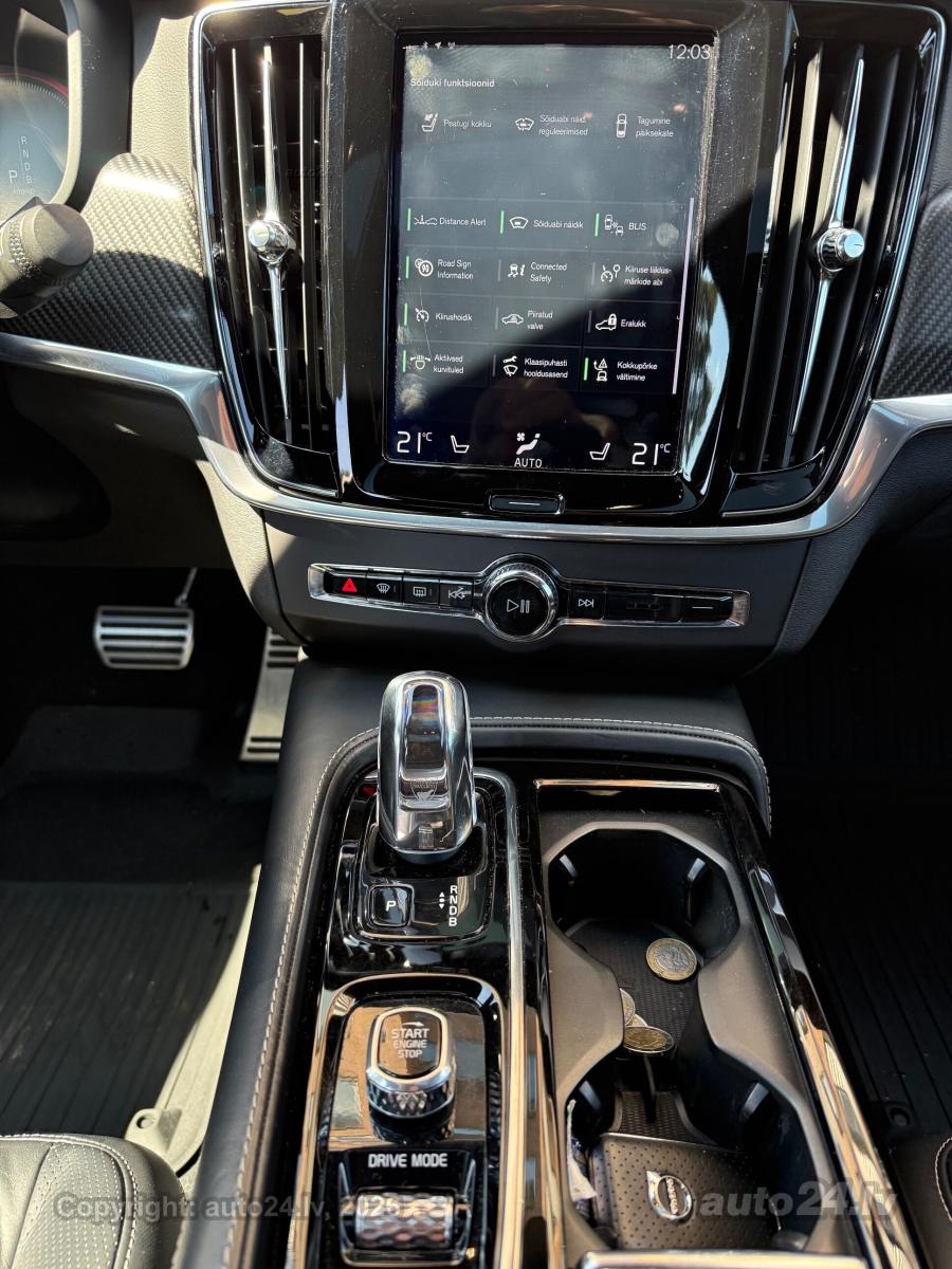 Volvo S90 2018 in Tallinn, with an engine capacity of 2.00 L and mileage of 156 thousand km for 26500 €, photo 13 on AUTOMOTO.COM.LV