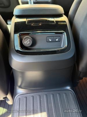 Volvo S90 2018 in Tallinn, with an engine capacity of 2.00 L and mileage of 156 thousand km for 26500 €, photo 14 on AUTOMOTO.COM.LV