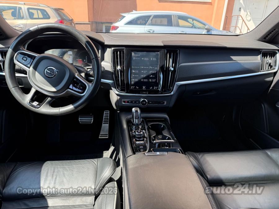 Volvo S90 2018 in Tallinn, with an engine capacity of 2.00 L and mileage of 156 thousand km for 26500 €, photo 18 on AUTOMOTO.COM.LV