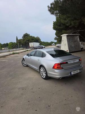 Volvo S90 2018 in Vilnius, with an engine capacity of 1.97 L and mileage of 66 thousand km for 24000 €, photo 5 on AUTOMOTO.COM.LV