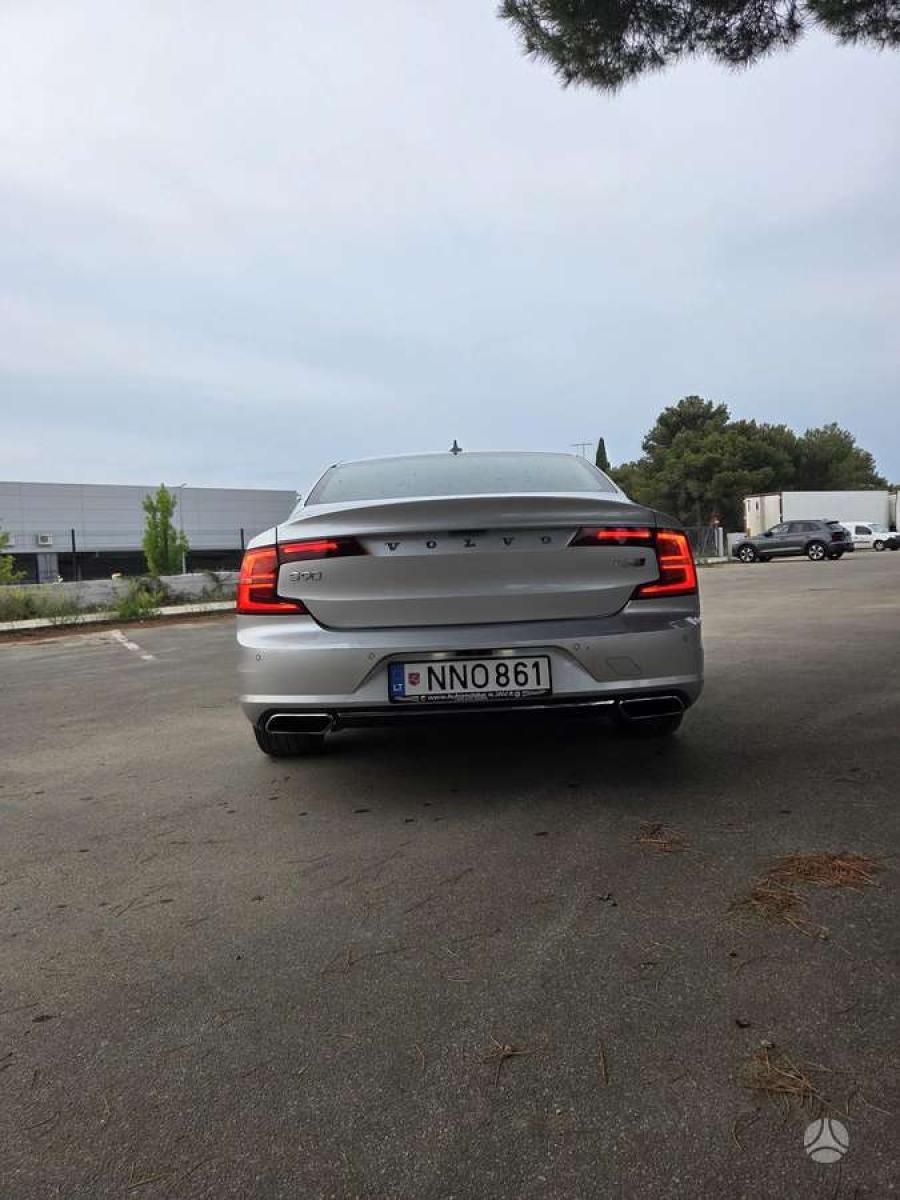 Volvo S90 2018 in Vilnius, with an engine capacity of 1.97 L and mileage of 66 thousand km for 24000 €, photo 6 on AUTOMOTO.COM.LV