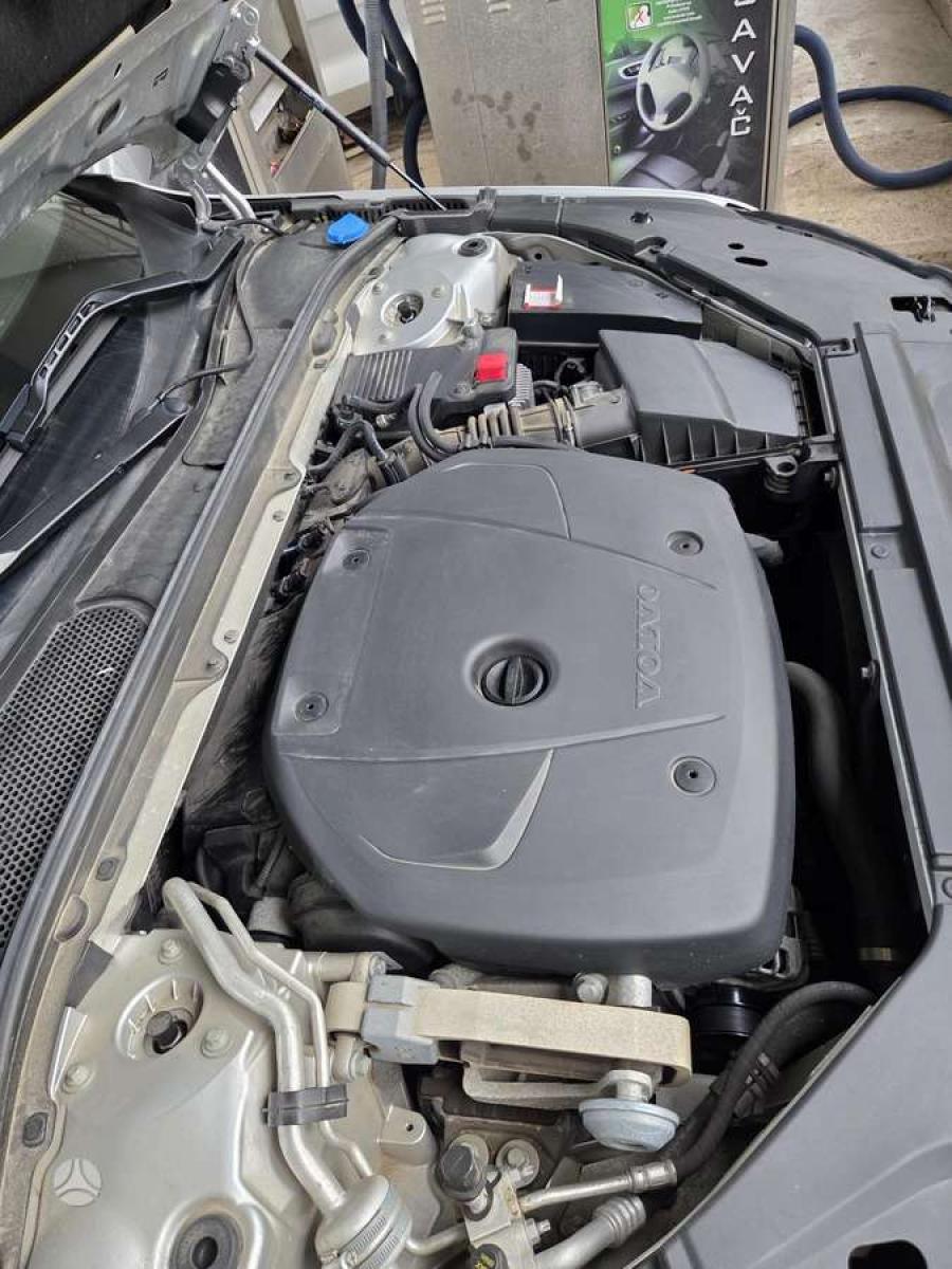 Volvo S90 2018 in Vilnius, with an engine capacity of 1.97 L and mileage of 66 thousand km for 24000 €, photo 7 on AUTOMOTO.COM.LV