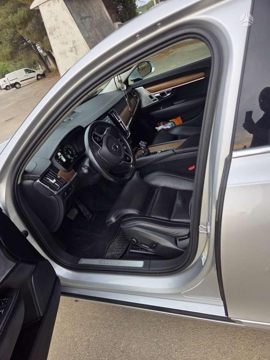 Volvo S90 2018 in Vilnius, with an engine capacity of 1.97 L and mileage of 66 thousand km for 24000 €, photo 12 on AUTOMOTO.COM.LV