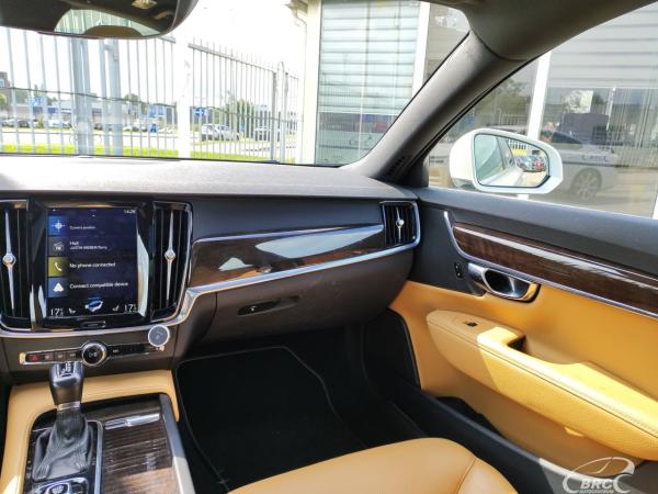 Volvo S90 2018 Klaipėda, ar dzinēja tilpumu 1.97 L un nobraukumu 98 tūkst. km par 15500 €, foto 5 vietnē AUTOMOTO.COM.LV