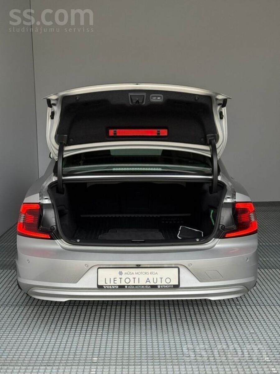 Volvo S90 2022 Rīga, ar dzinēja tilpumu 2.00 L un nobraukumu 94 tūkst. km par 26990 €, foto 6 vietnē AUTOMOTO.COM.LV