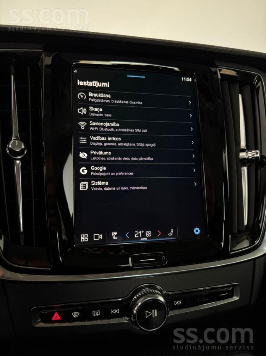 Volvo S90 2022 Rīga, ar dzinēja tilpumu 2.00 L un nobraukumu 94 tūkst. km par 26990 €, foto 15 vietnē AUTOMOTO.COM.LV