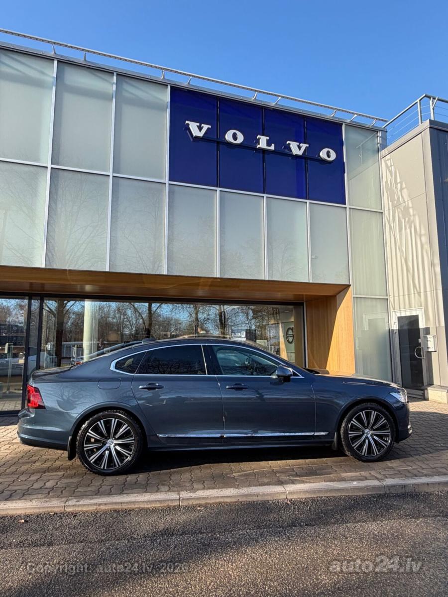 Volvo S90 2023 in Tartu, with an engine capacity of 2.00 L and mileage of 63 thousand km for 41800 €, photo 2 on AUTOMOTO.COM.LV