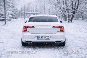 White Volvo S90 2017 in Tartu, with an engine capacity of 2.00 L and mileage of 243 thousand km for 15290 €, photo 5 on AUTOMOTO.COM.LV