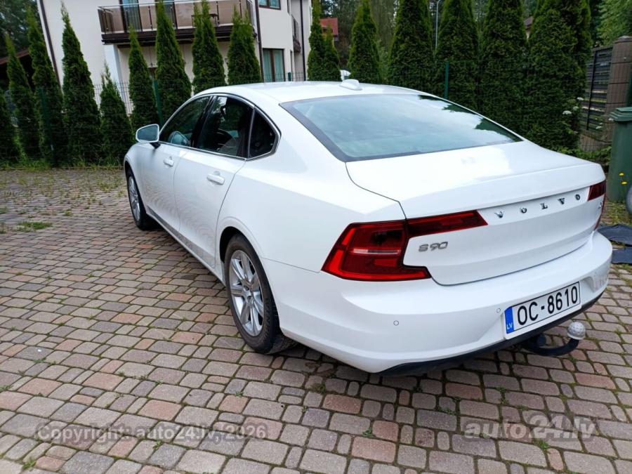 Balts Volvo S90 2017 Rīga, ar dzinēja tilpumu 2.00 L un nobraukumu 234 tūkst. km par 15200 €, foto 4 vietnē AUTOMOTO.COM.LV