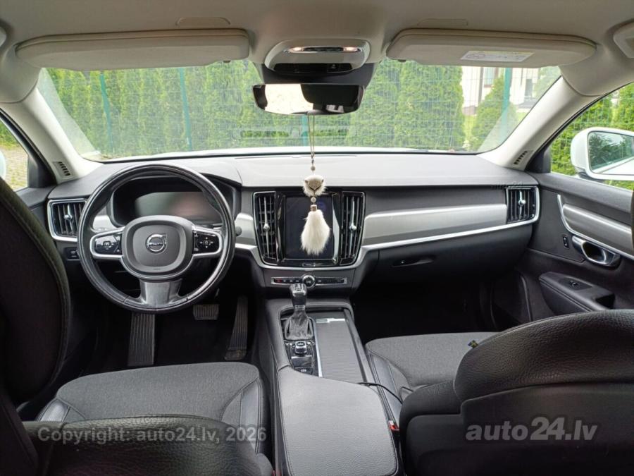 Balts Volvo S90 2017 Rīga, ar dzinēja tilpumu 2.00 L un nobraukumu 234 tūkst. km par 15200 €, foto 10 vietnē AUTOMOTO.COM.LV