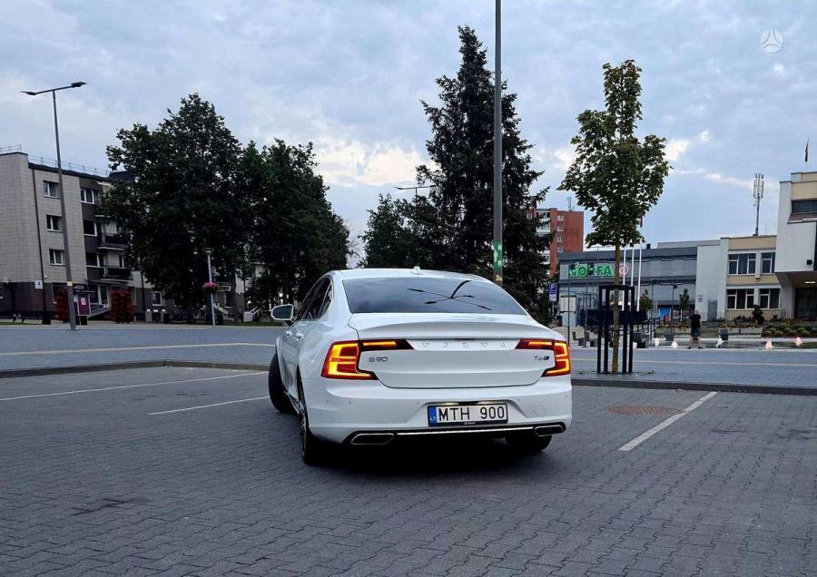 Balts Volvo S90 2017 Pakruojis, ar dzinēja tilpumu 1.97 L un nobraukumu 141 tūkst. km par 20000 €, foto 12 vietnē AUTOMOTO.COM.LV