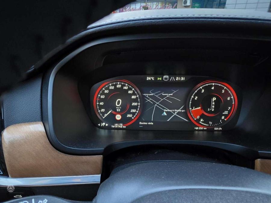 Balts Volvo S90 2017 Pakruojis, ar dzinēja tilpumu 1.97 L un nobraukumu 141 tūkst. km par 20000 €, foto 40 vietnē AUTOMOTO.COM.LV