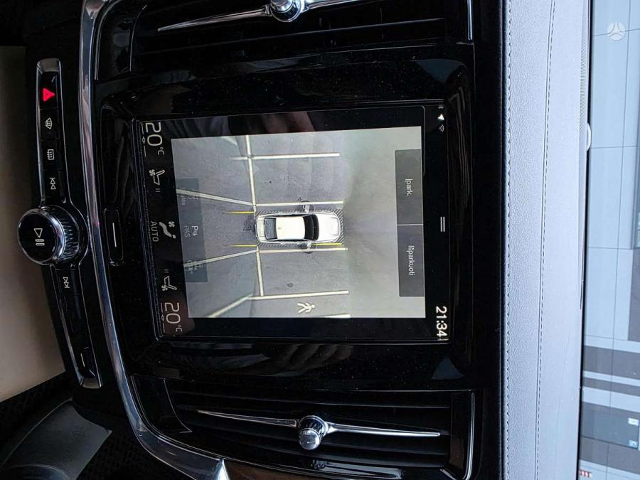Balts Volvo S90 2017 Pakruojis, ar dzinēja tilpumu 1.97 L un nobraukumu 141 tūkst. km par 20000 €, foto 41 vietnē AUTOMOTO.COM.LV