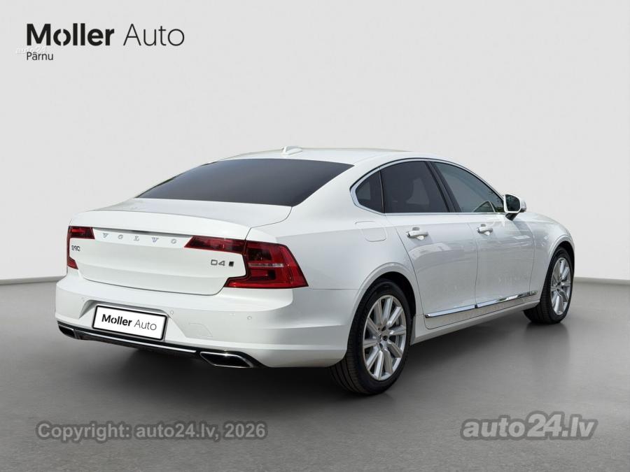 White Volvo S90 2018 in Parnu, with an engine capacity of 2.00 L and mileage of 196 thousand km for 22900 €, photo 3 on AUTOMOTO.COM.LV