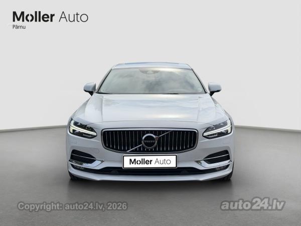 White Volvo S90 2018 in Parnu, with an engine capacity of 2.00 L and mileage of 196 thousand km for 22900 €, photo 3 on AUTOMOTO.COM.LV