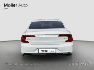 White Volvo S90 2018 in Parnu, with an engine capacity of 2.00 L and mileage of 196 thousand km for 22900 €, photo 5 on AUTOMOTO.COM.LV