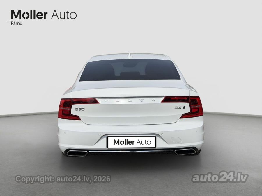 White Volvo S90 2018 in Parnu, with an engine capacity of 2.00 L and mileage of 196 thousand km for 22900 €, photo 5 on AUTOMOTO.COM.LV