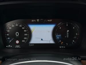 White Volvo S90 2018 in Parnu, with an engine capacity of 2.00 L and mileage of 196 thousand km for 22900 €, photo 12 on AUTOMOTO.COM.LV