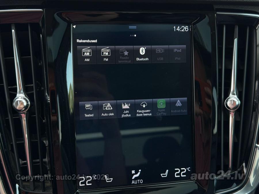 White Volvo S90 2018 in Parnu, with an engine capacity of 2.00 L and mileage of 196 thousand km for 22900 €, photo 18 on AUTOMOTO.COM.LV