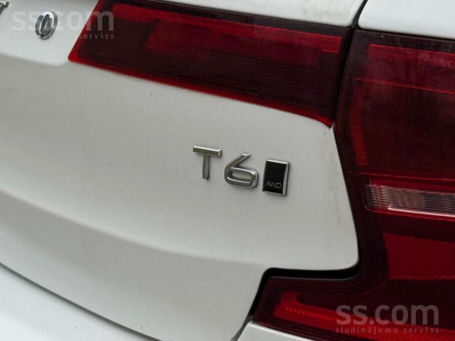 Balts Volvo S90 2018 Rīga, ar dzinēja tilpumu 2.00 L un nobraukumu 54 tūkst. km par 20900 €, foto 6 vietnē AUTOMOTO.COM.LV