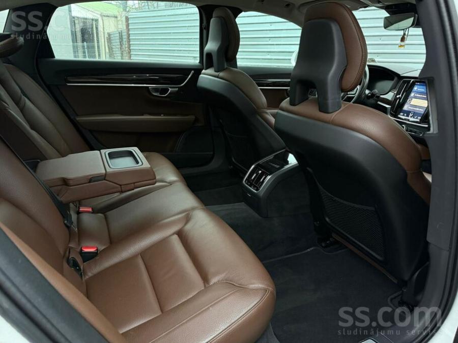 Balts Volvo S90 2018 Rīga, ar dzinēja tilpumu 2.00 L un nobraukumu 54 tūkst. km par 20900 €, foto 9 vietnē AUTOMOTO.COM.LV