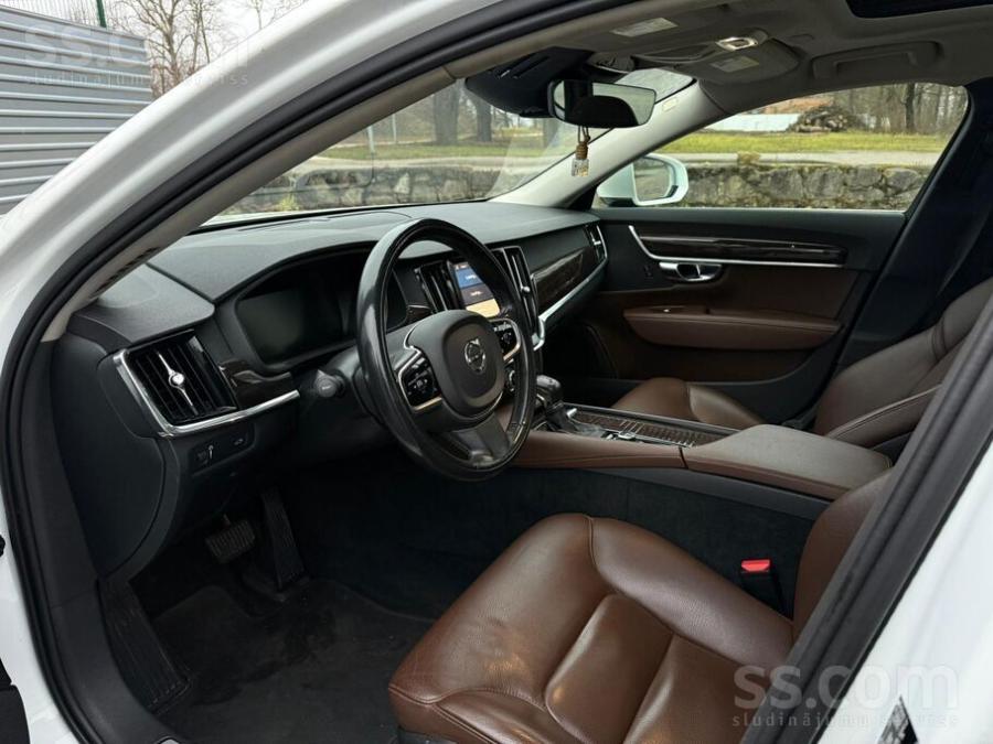 Balts Volvo S90 2018 Rīga, ar dzinēja tilpumu 2.00 L un nobraukumu 54 tūkst. km par 20900 €, foto 10 vietnē AUTOMOTO.COM.LV