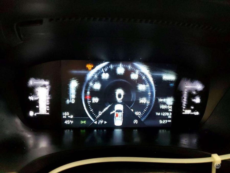 Белый Вольво С90 2018 в Клайпеда, объемом двигателя 1.97 л и пробегом 160 тыс. км за 6600 €, фото 19 на AUTOMOTO.COM.LV