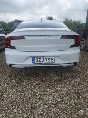 White Volvo S90 2023 in Vilnius, with an engine capacity of 2.00 L and mileage of 223 thousand km for 35000 €, photo 19 on AUTOMOTO.COM.LV