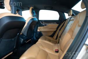 Dzeltens Volvo S90 2016 Rīga, ar dzinēja tilpumu 2.00 L un nobraukumu 290 tūkst. km par 10900 €, foto 6 vietnē AUTOMOTO.COM.LV