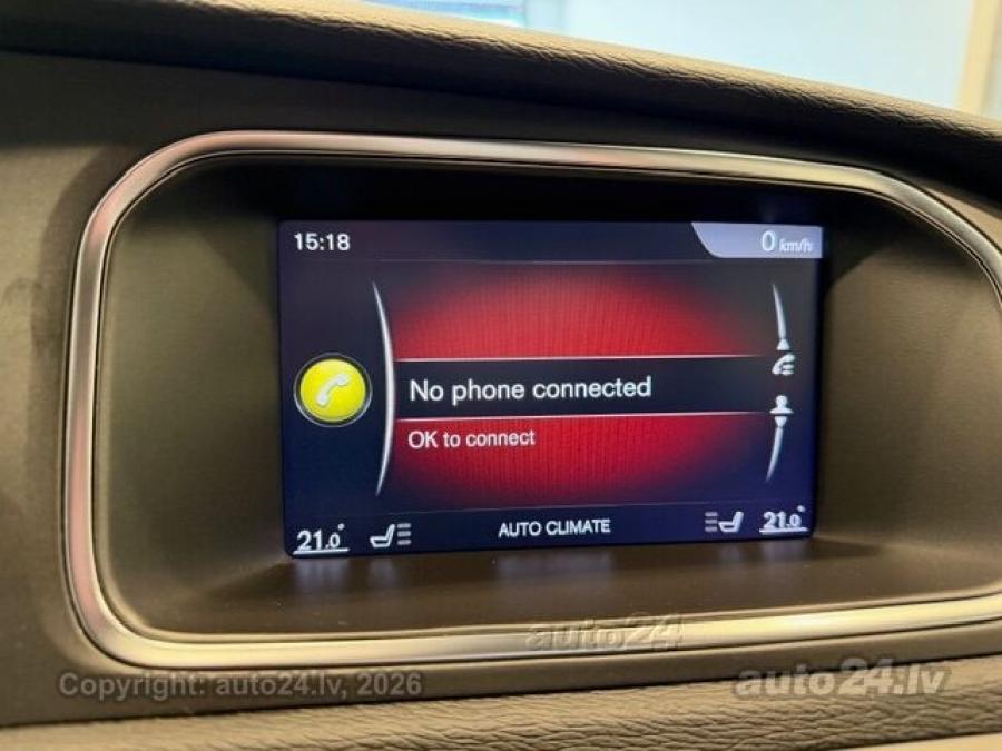 Бежевый Вольво В40 2018 в Таллин, объемом двигателя 2.00 л и пробегом 99 тыс. км за 12990 €, фото 13 на AUTOMOTO.COM.LV