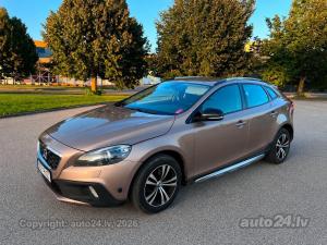 Smilšu krāsa Volvo V40 2014 Tartu, ar dzinēja tilpumu 1.60 L un nobraukumu 372 tūkst. km par 8500 €, foto  vietnē AUTOMOTO.COM.LV