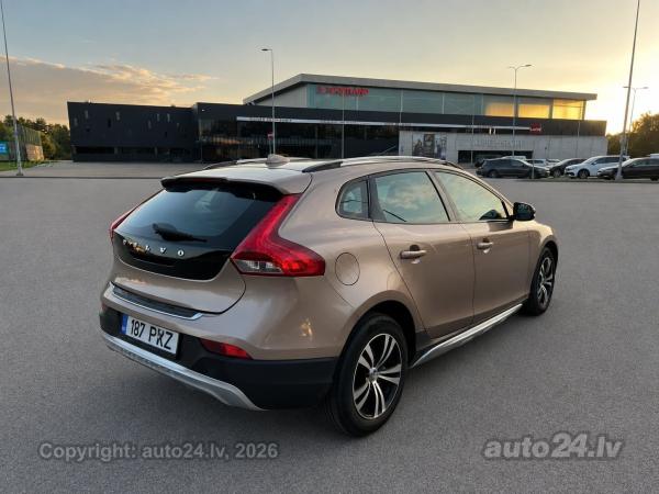 Вольво В40 2014 в Тарту на AUTOMOTO.COM.LV Бежевый Вольво В40 2014 в Тарту, объемом двигателя 1.60 л и пробегом 372 тыс. км за 8500 €, фото 5 на AUTOMOTO.COM.LV