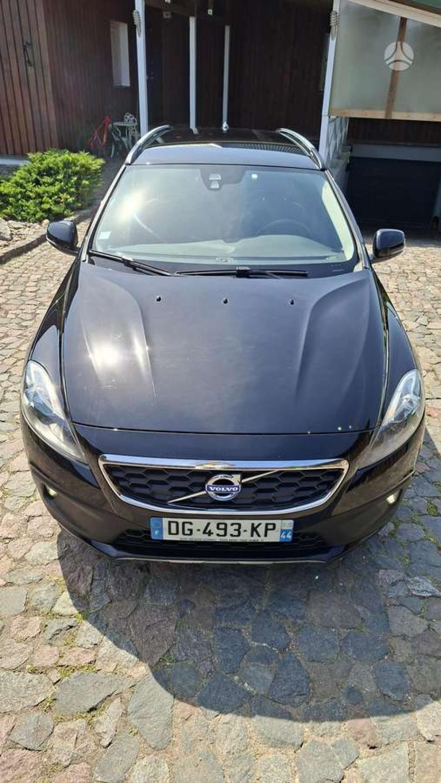 Melns Volvo V40 2014 Kauņa, ar dzinēja tilpumu 1.98 L un nobraukumu 209 tūkst. km par 7500 €, foto 17 vietnē AUTOMOTO.COM.LV