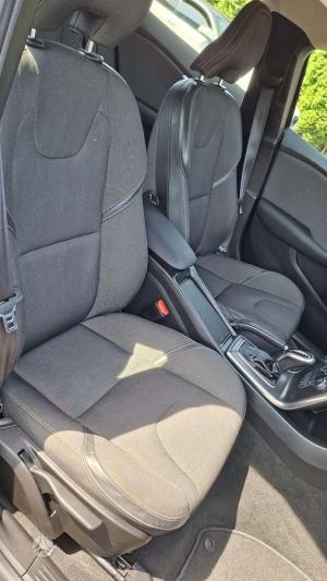 Melns Volvo V40 2014 Kauņa, ar dzinēja tilpumu 1.98 L un nobraukumu 209 tūkst. km par 7500 €, foto 29 vietnē AUTOMOTO.COM.LV