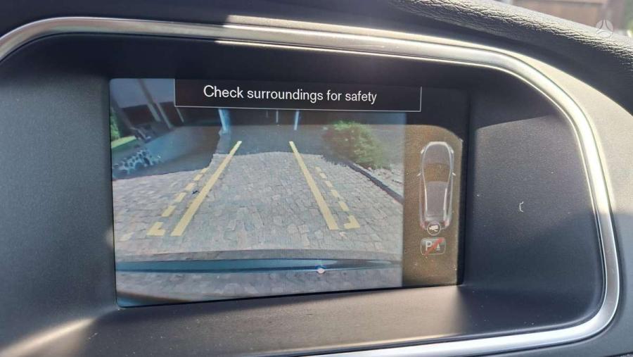 Melns Volvo V40 2014 Kauņa, ar dzinēja tilpumu 1.98 L un nobraukumu 209 tūkst. km par 7500 €, foto 34 vietnē AUTOMOTO.COM.LV