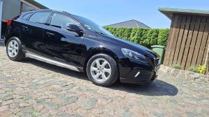 Melns Volvo V40 2014 Kauņa, ar dzinēja tilpumu 1.98 L un nobraukumu 209 tūkst. km par 7500 €, foto 41 vietnē AUTOMOTO.COM.LV