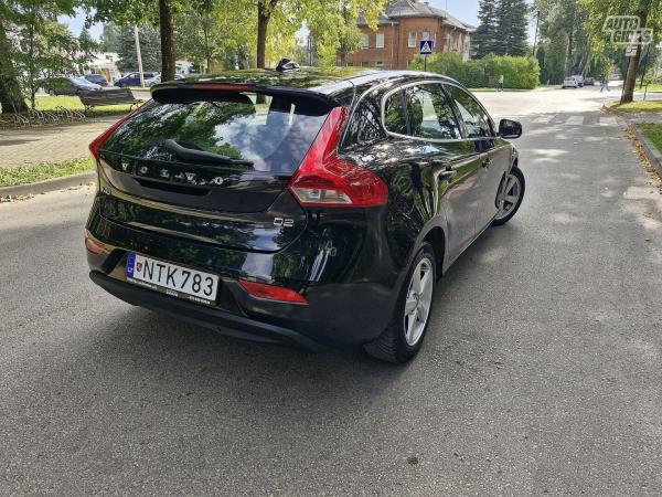 Black Volvo V40 2014 in Alytus, with an engine capacity of 1.60 L and mileage of 259 thousand km for 6270 €, photo 3 on AUTOMOTO.COM.LV