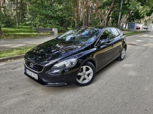 Black Volvo V40 2014 in Alytus, with an engine capacity of 1.60 L and mileage of 259 thousand km for 6270 €, photo 12 on AUTOMOTO.COM.LV