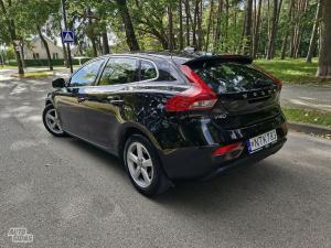 Black Volvo V40 2014 in Alytus, with an engine capacity of 1.60 L and mileage of 259 thousand km for 6270 €, photo 19 on AUTOMOTO.COM.LV
