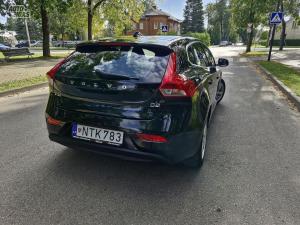 Black Volvo V40 2014 in Alytus, with an engine capacity of 1.60 L and mileage of 259 thousand km for 6270 €, photo 21 on AUTOMOTO.COM.LV