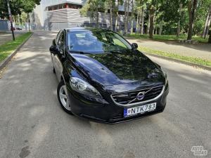 Black Volvo V40 2014 in Alytus, with an engine capacity of 1.60 L and mileage of 259 thousand km for 6270 €, photo 22 on AUTOMOTO.COM.LV