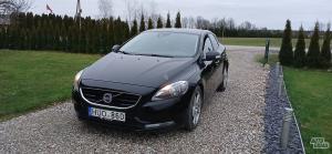Black Volvo V40 2012 in Alytus, with an engine capacity of 2.00 L and mileage of 312 thousand km for 5950 €, photo  on AUTOMOTO.COM.LV