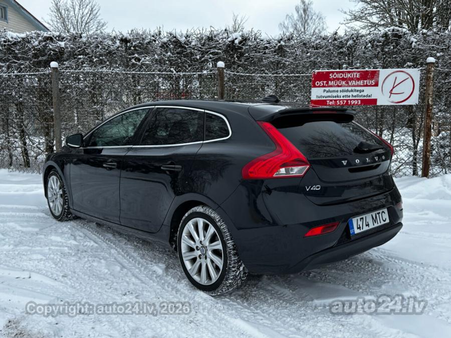 Melns Volvo V40 2012 Paide, ar dzinēja tilpumu 1.60 L un nobraukumu 282 tūkst. km par 6490 €, foto 5 vietnē AUTOMOTO.COM.LV