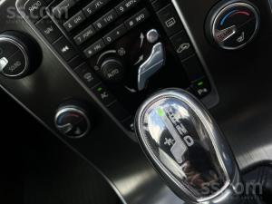 Melns Volvo V40 2012 Jēkabpils, ar dzinēja tilpumu 2.00 L un nobraukumu 201 tūkst. km par 6900 €, foto 23 vietnē AUTOMOTO.COM.LV